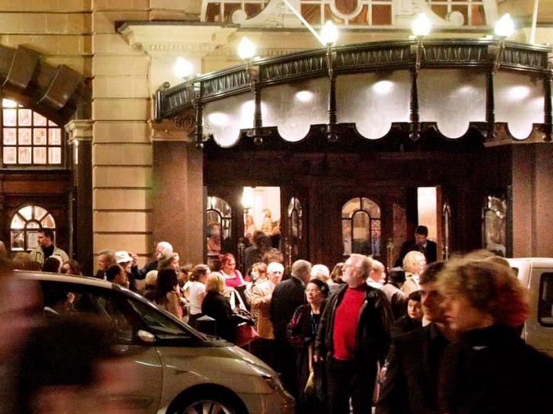 Visiting ENO at the Coliseum | English National Opera